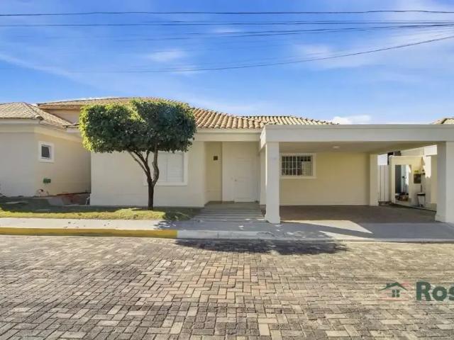 Casa / Sobrado para Locação em Cuiabá/MT Ribeirão do Lipa 3 Quartos