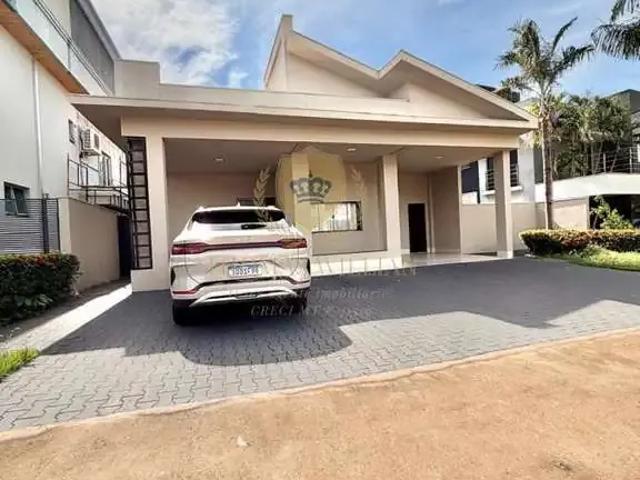 Casa / Sobrado para Locação em Cuiabá/MT Ribeirão do Lipa 3 Quartos