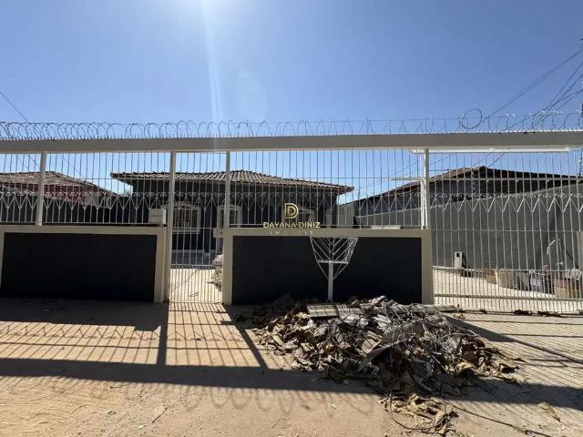 Casa / Sobrado para Locação em Cuiabá/MT Vista Alegre 3 Quartos