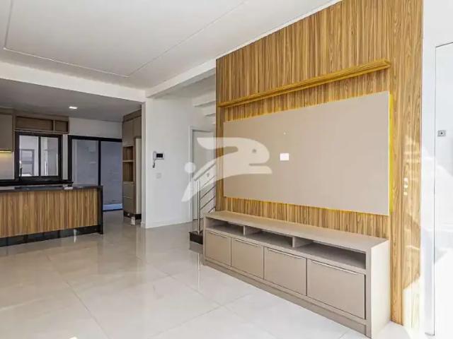 Casa / Sobrado para Locação em Curitiba/PR Tingui 3 Quartos