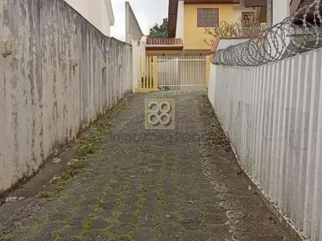 Casa / Sobrado para Locação em Curitiba/PR Vista Alegre 3 Quartos