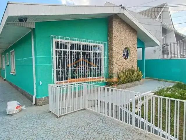 Casa / Sobrado para Locação em Curitiba/PR Vista Alegre 5 Quartos