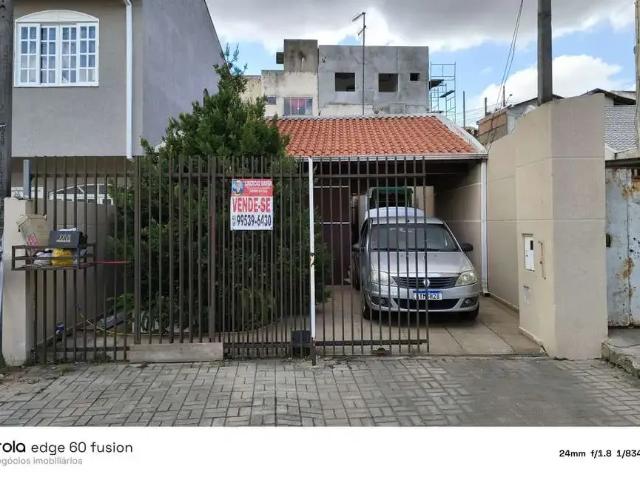Casa / Sobrado para Locação em Curitiba/PR Xaxim 4 Quartos