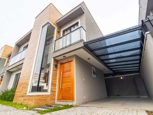 Casa / Sobrado para Locação em Curitiba/PR Xaxim 3 Quartos
