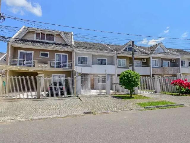 Casa / Sobrado para Locação em Curitiba/PR Xaxim 3 Quartos