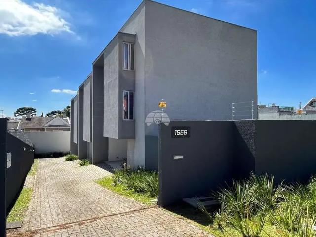 Casa / Sobrado para Locação em Curitiba/PR Abranches 3 Quartos