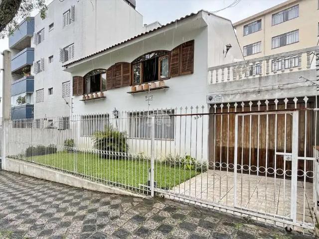 Casa / Sobrado para Locação em Curitiba/PR Água Verde 4 Quartos