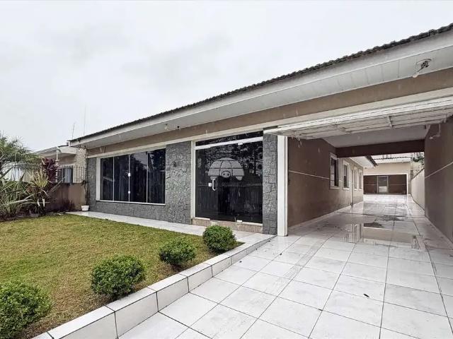 Casa / Sobrado para Locação em Curitiba/PR Ahú 3 Quartos