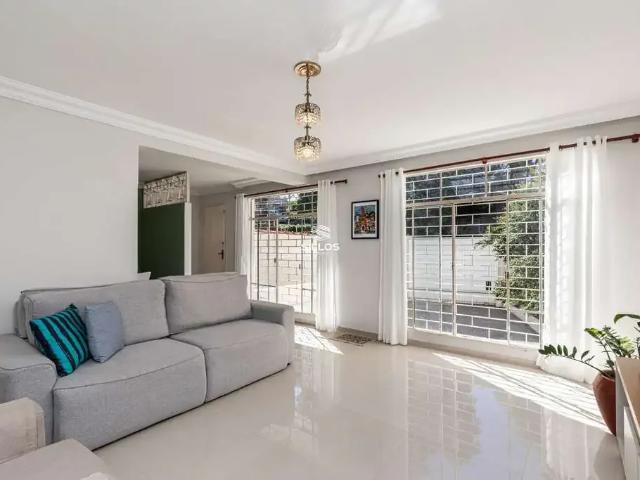 Casa / Sobrado para Locação em Curitiba/PR Ahú 3 Quartos