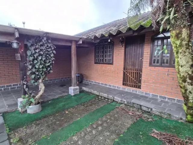 Casa / Sobrado para Locação em Curitiba/PR Alto Boqueirão 2 Quartos