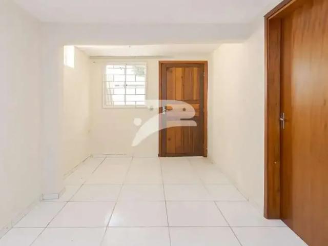 Casa / Sobrado para Locação em Curitiba/PR Alto da Rua XV 1 Quartos