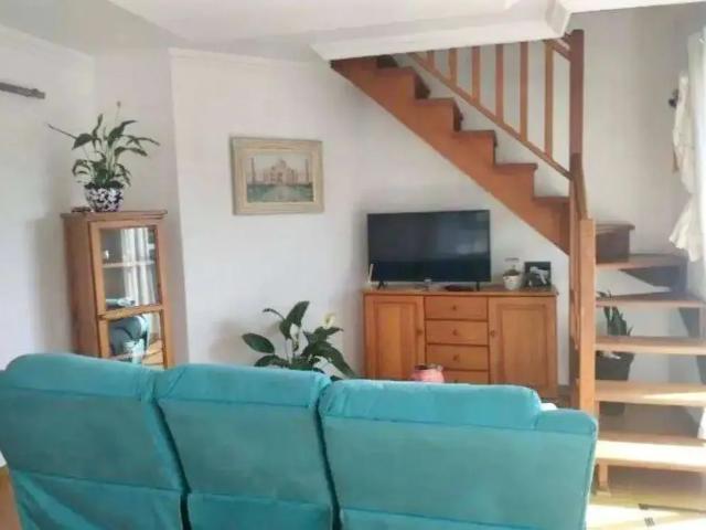 Casa / Sobrado para Locação em Curitiba/PR Barreirinha 5 Quartos