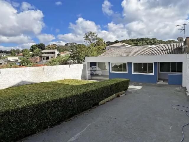 Casa / Sobrado para Locação em Curitiba/PR Barreirinha 2 Quartos