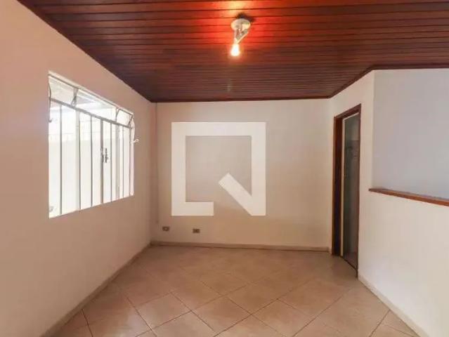 Casa / Sobrado para Locação em Curitiba/PR Barreirinha 2 Quartos