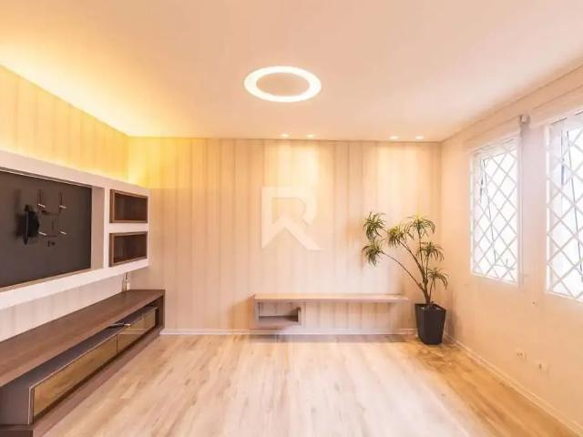 Casa / Sobrado para Locação em Curitiba/PR Barreirinha 3 Quartos