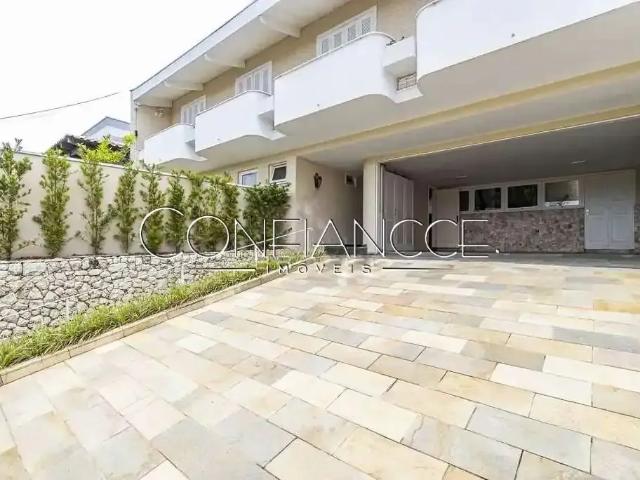 Casa / Sobrado para Locação em Curitiba/PR Bom Retiro 5 Quartos