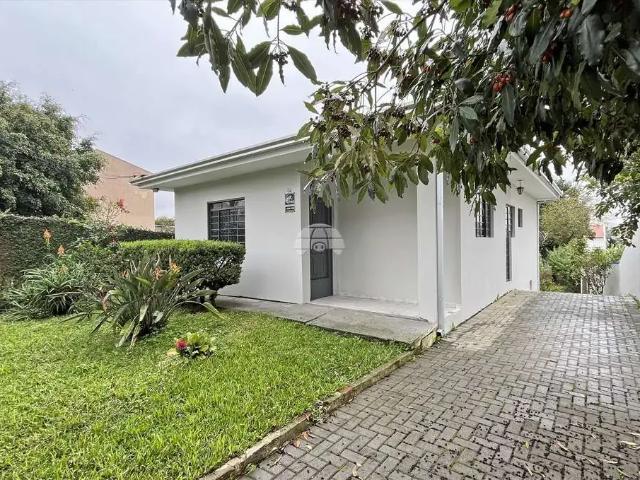 Casa / Sobrado para Locação em Curitiba/PR Boa Vista 3 Quartos