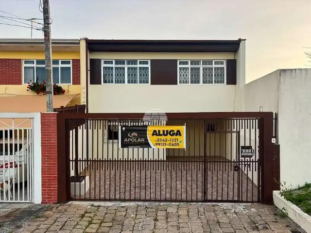 Casa / Sobrado para Locação em Curitiba/PR Boa Vista 3 Quartos