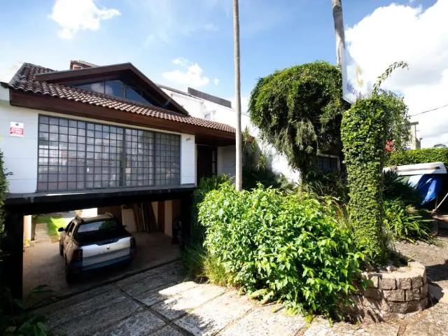 Casa / Sobrado para Locação em Curitiba/PR Boa Vista 4 Quartos