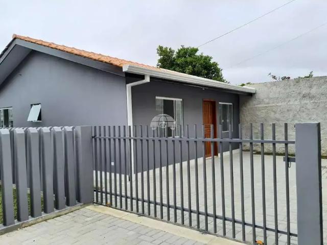 Casa / Sobrado para Locação em Curitiba/PR Boqueirão 2 Quartos