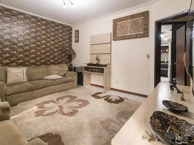Casa / Sobrado para Locação em Curitiba/PR Boqueirão 6 Quartos