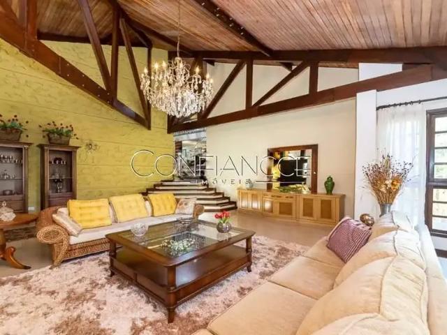 Casa / Sobrado para Locação em Curitiba/PR Campo Comprido 4 Quartos