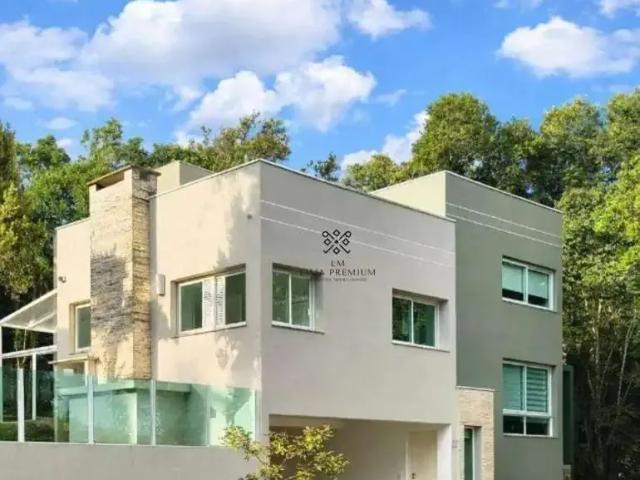 Casa / Sobrado para Locação em Curitiba/PR Campo Comprido 5 Quartos