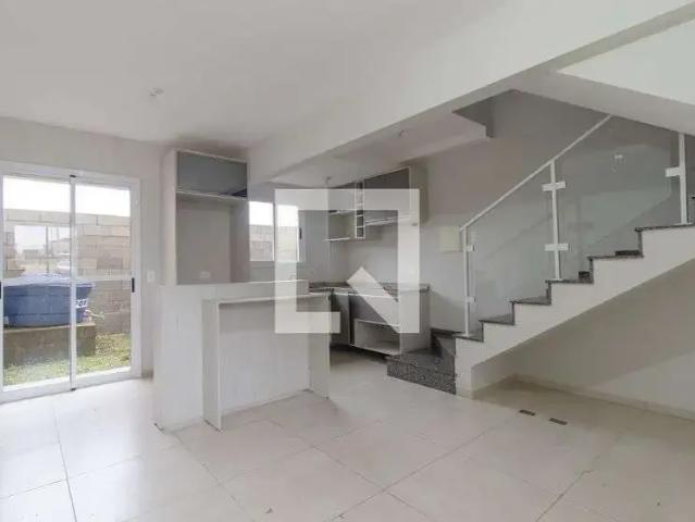 Casa / Sobrado para Locação em Curitiba/PR Campo de Santana 2 Quartos