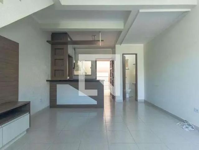 Casa / Sobrado para Locação em Curitiba/PR Campo de Santana 3 Quartos