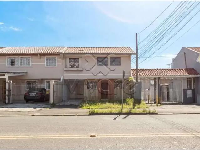 Casa / Sobrado para Locação em Curitiba/PR Cajuru 3 Quartos