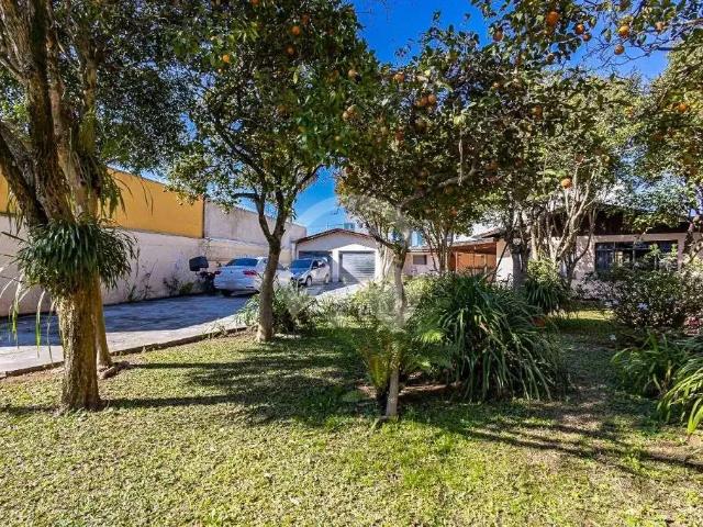 Casa / Sobrado para Locação em Curitiba/PR Capão Raso 3 Quartos