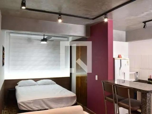 Casa / Sobrado para Locação em Curitiba/PR Centro 1 Quartos