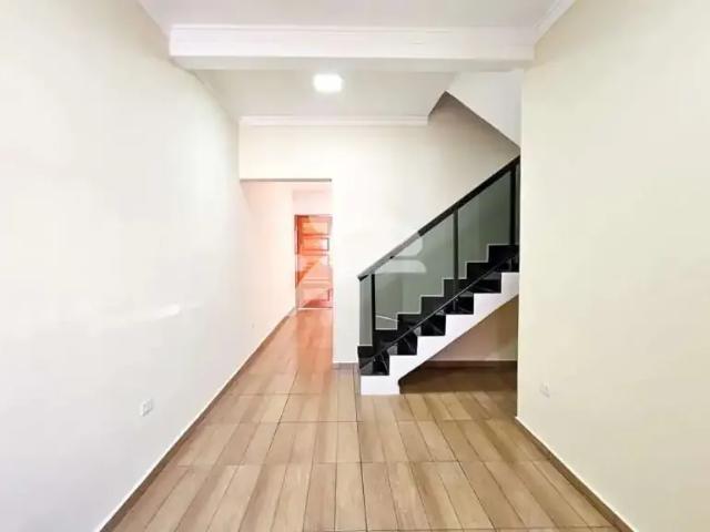 Casa / Sobrado para Locação em Curitiba/PR Cidade Industrial 2 Quartos
