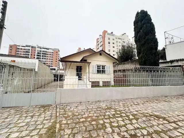 Casa / Sobrado para Locação em Curitiba/PR Cristo Rei 3 Quartos
