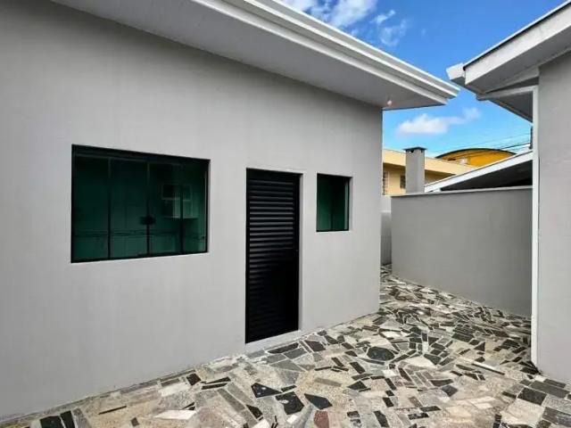 Casa / Sobrado para Locação em Curitiba/PR Fanny 2 Quartos