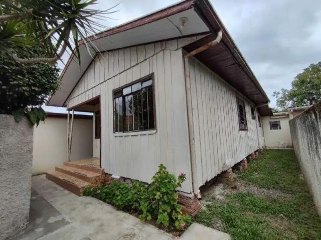 Casa / Sobrado para Locação em Curitiba/PR Fanny 2 Quartos
