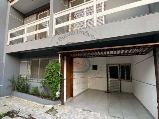 Casa / Sobrado para Locação em Curitiba/PR Fanny 3 Quartos