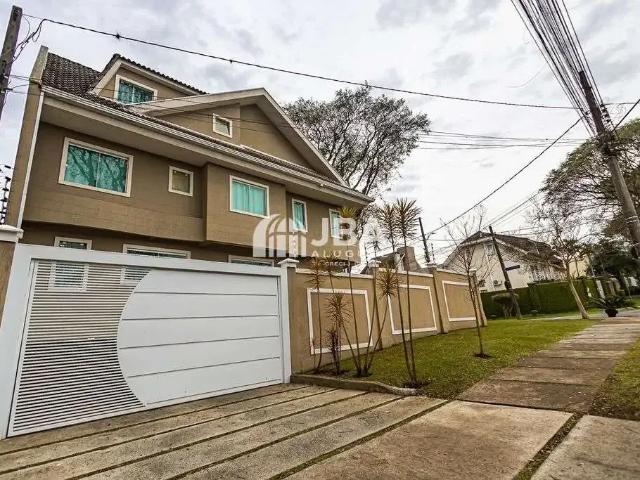 Casa / Sobrado para Locação em Curitiba/PR Guabirotuba 4 Quartos