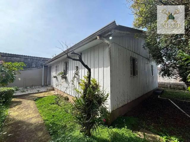 Casa / Sobrado para Locação em Curitiba/PR Hauer 3 Quartos
