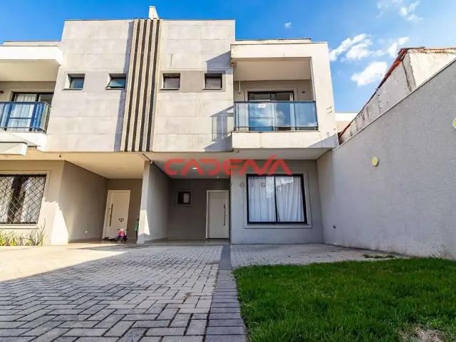 Casa / Sobrado para Locação em Curitiba/PR Hauer 3 Quartos