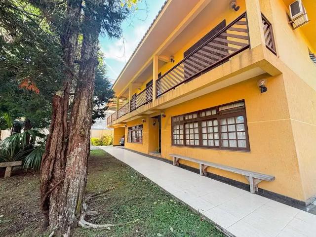 Casa / Sobrado para Locação em Curitiba/PR Jardim Social 5 Quartos