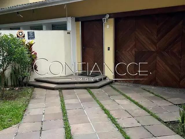 Casa / Sobrado para Locação em Curitiba/PR Mercês 4 Quartos