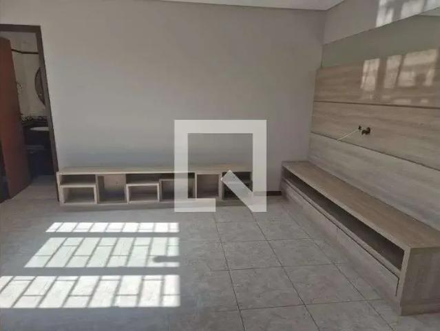 Casa / Sobrado para Locação em Curitiba/PR Mossunguê 4 Quartos