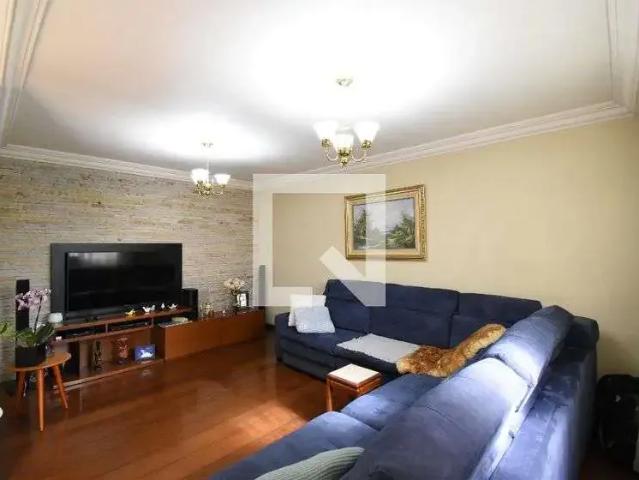 Casa / Sobrado para Locação em Curitiba/PR Pilarzinho 3 Quartos