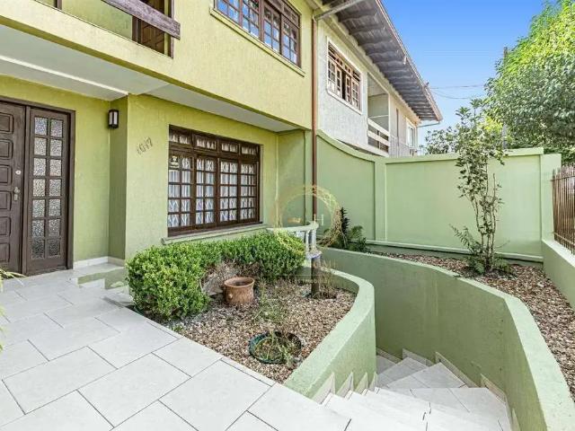 Casa / Sobrado para Locação em Curitiba/PR Pilarzinho 4 Quartos