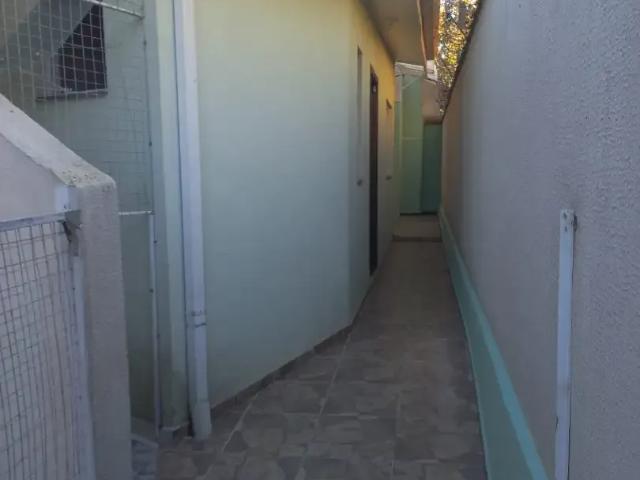 Casa / Sobrado para Locação em Curitiba/PR Portão 1 Quartos