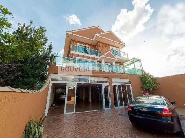 Casa / Sobrado para Locação em Curitiba/PR Rebouças 3 Quartos