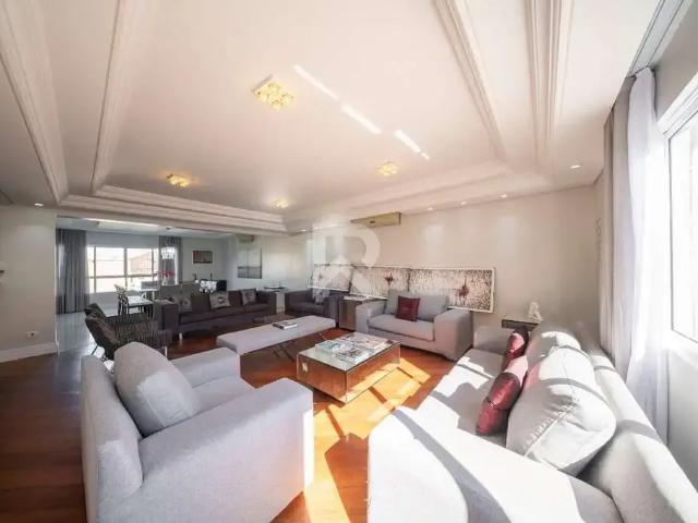 Casa / Sobrado para Locação em Curitiba/PR São Braz 4 Quartos
