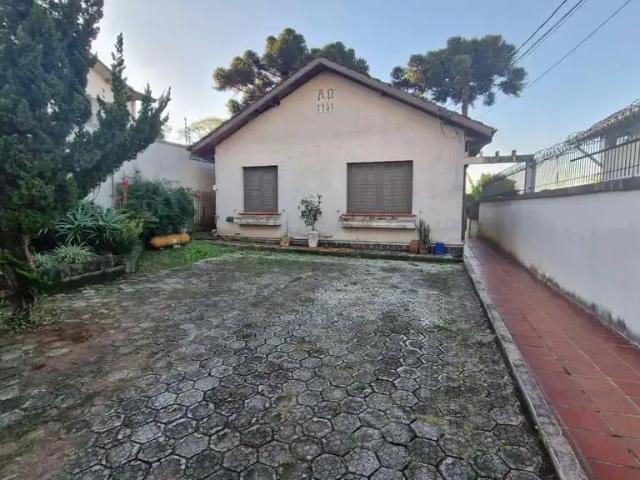Casa / Sobrado para Locação em Curitiba/PR São Francisco 2 Quartos