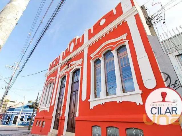 Casa / Sobrado para Locação em Curitiba/PR São Francisco
